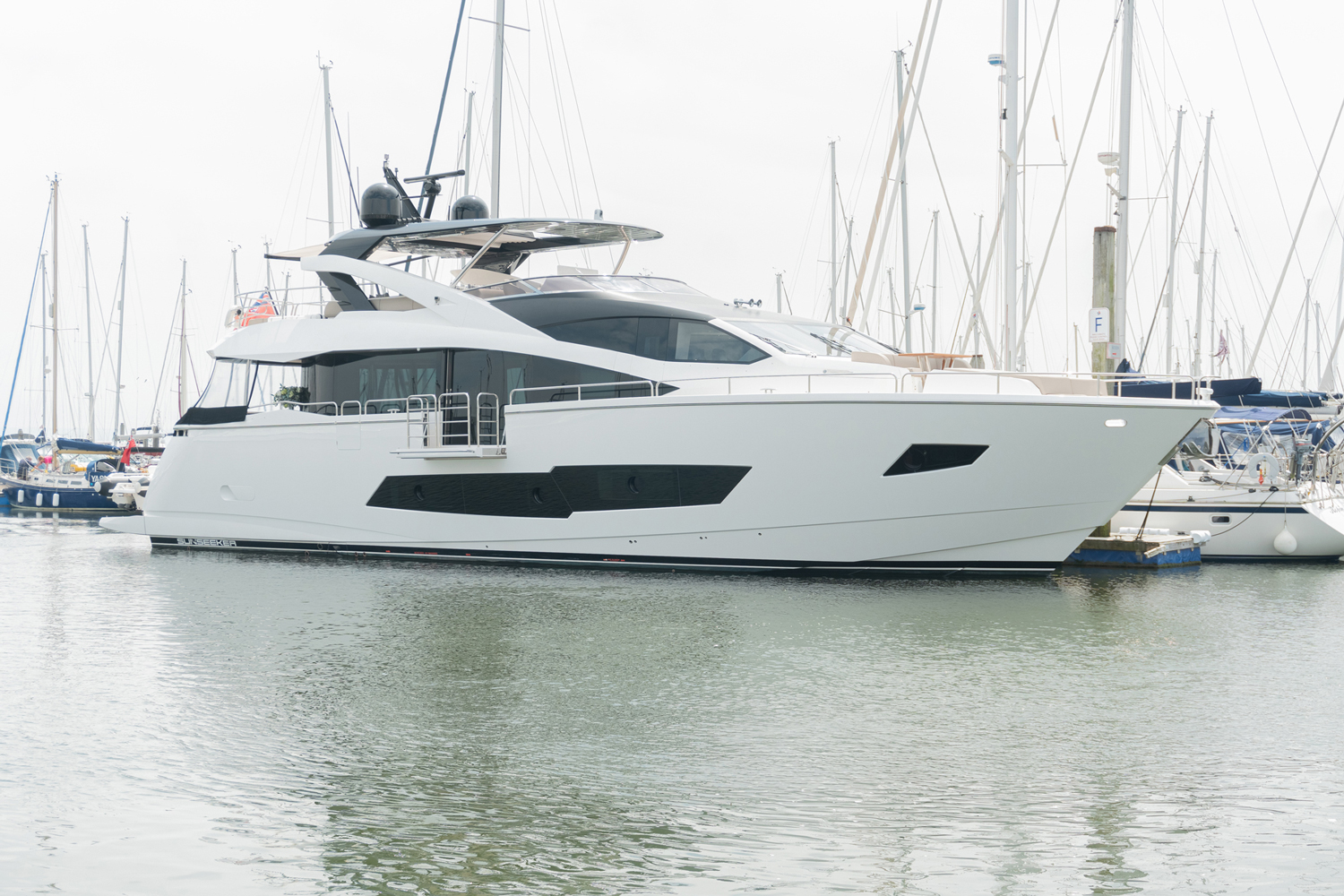 Sunseeker 86 Hard8 - SOLD - Sanlorenzo Yachts UK